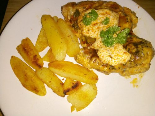 Kippendijfilet met paprika, tijm en crème fraïche - WWW.FIJNE-RECEPTEN.NL